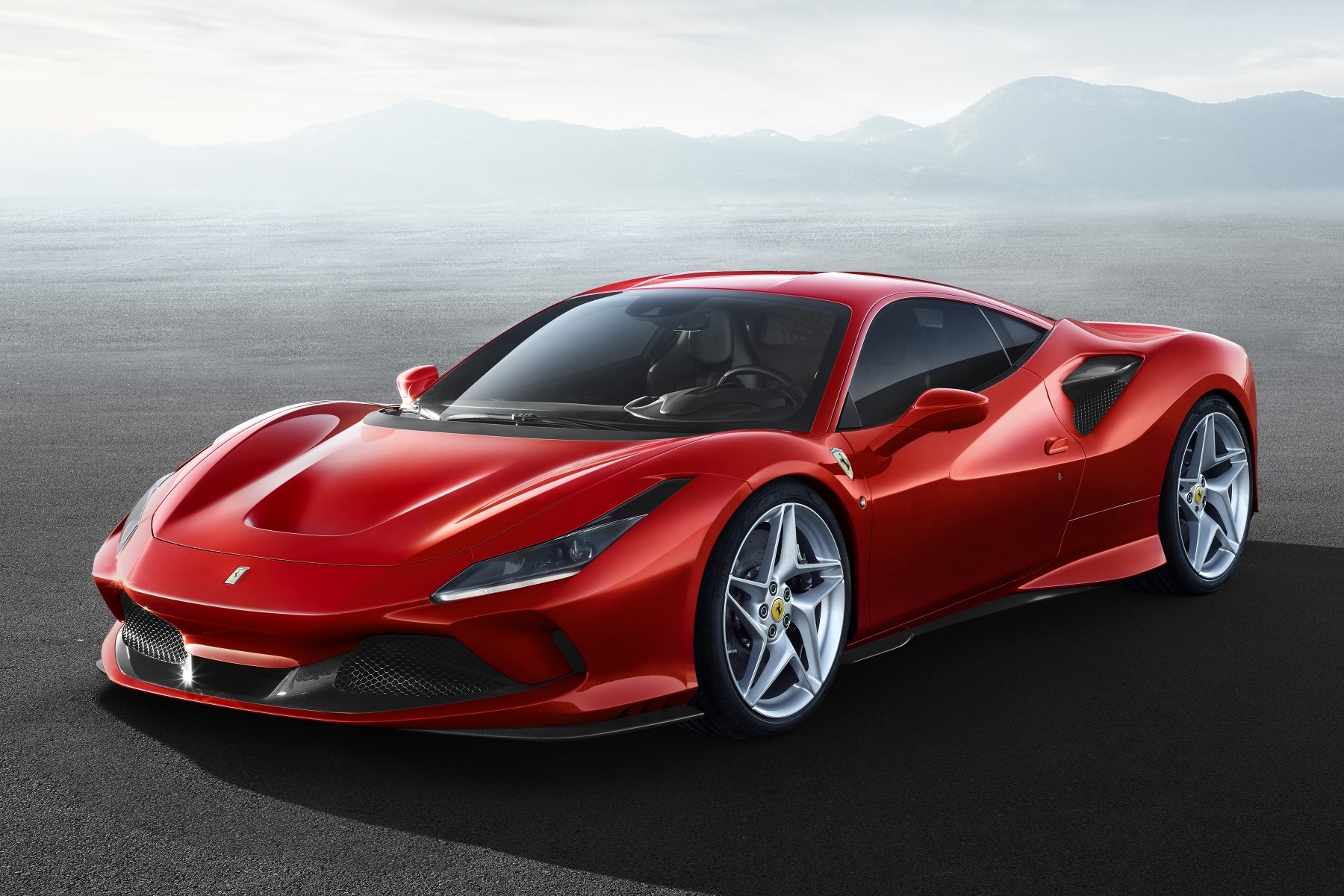 Ferrari F8 3.9i V8 BiTurbo 720 (Coupé) - Sport Auto