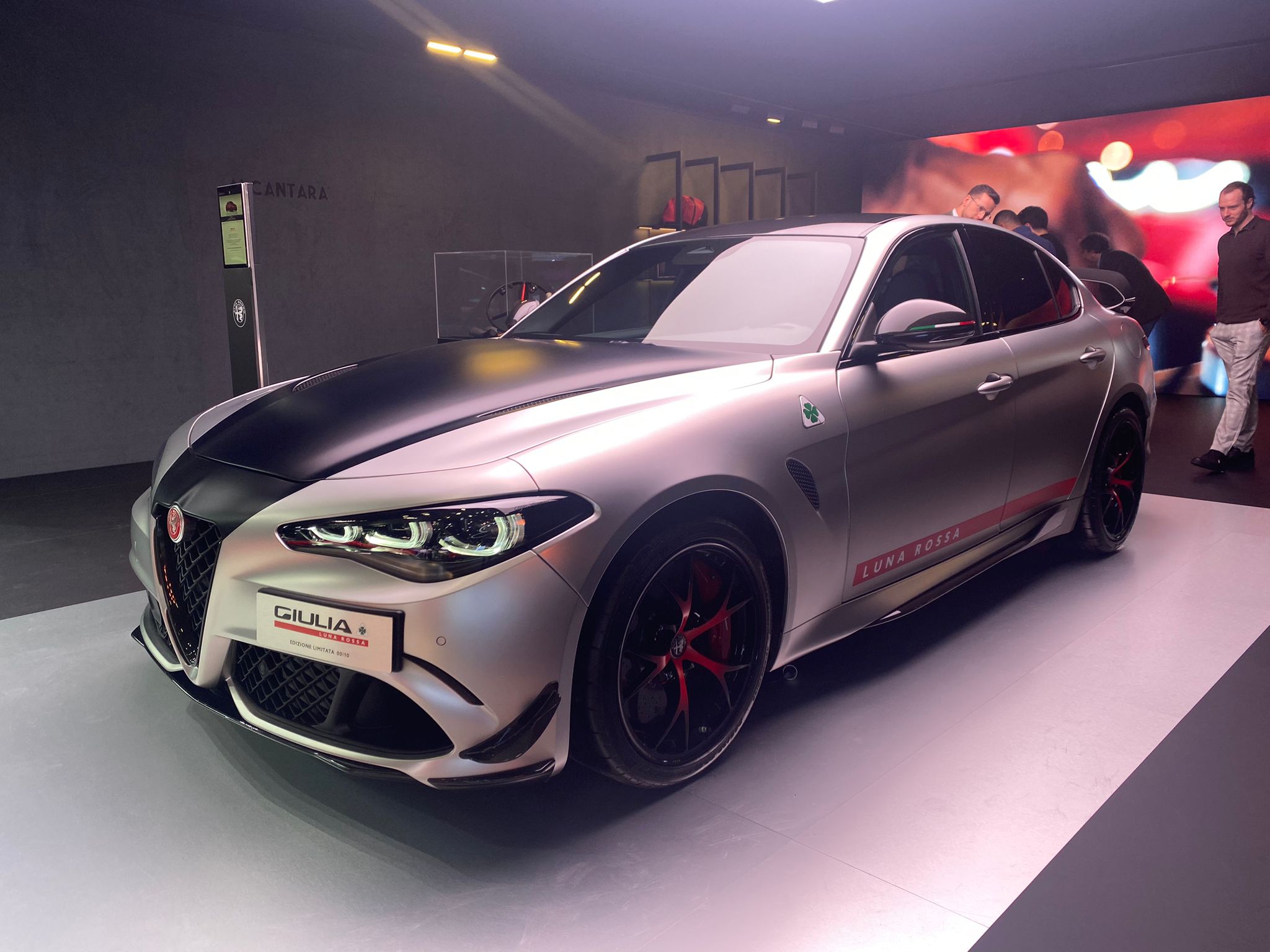 Alfa Romeo Giulia Quadrifoglio Luna Rossa : la plus puissante de toutes