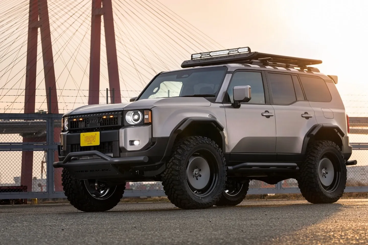 Ce préparateur a transformé ce Toyota Land Cruiser en baroudeur extrême