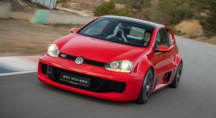 Qui se souvient de la Volkswagen Golf GTI W12 ? Elle est de retour