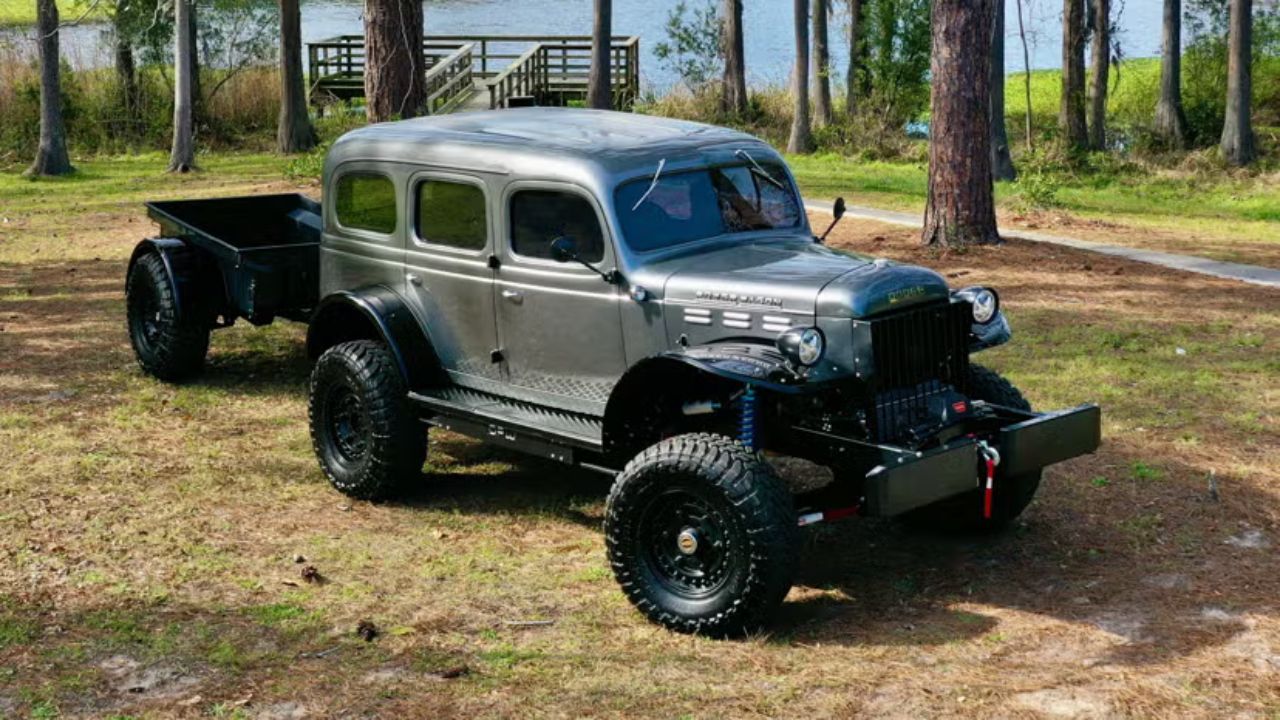 Dodge WC-53 équipé d'un V8 Hellcat : cet ancien 4x4 de l'US Army ...