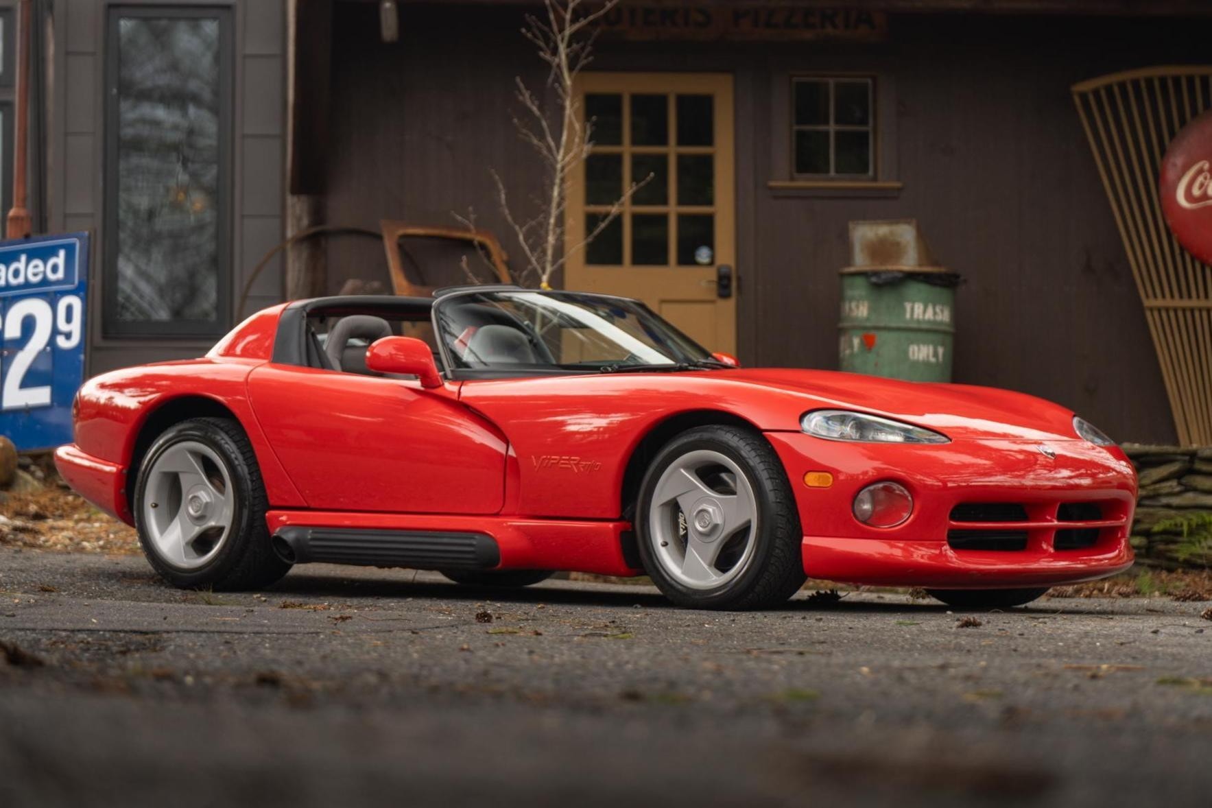 Une Dodge Viper RT/10 de 400 ch au prix d’une Toyota Prius neuve ...